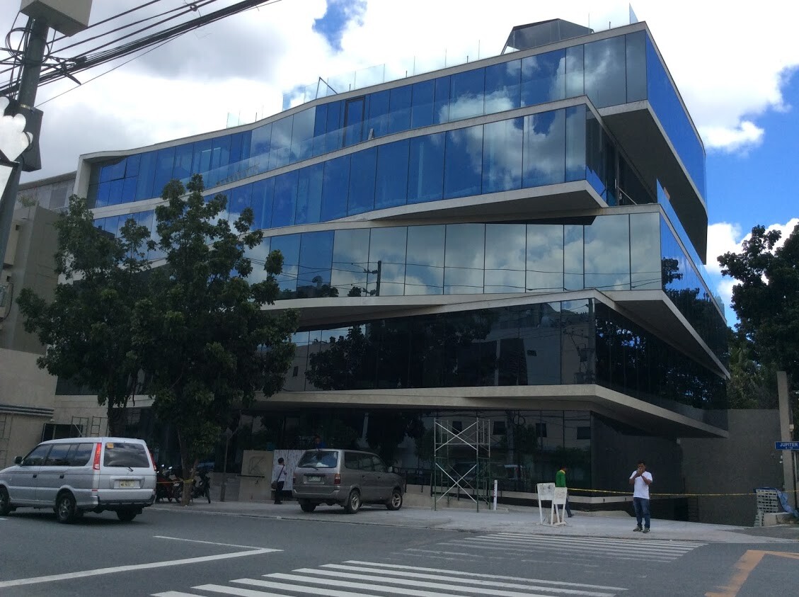 Kuysen Showroom | Mackintosh Corporation